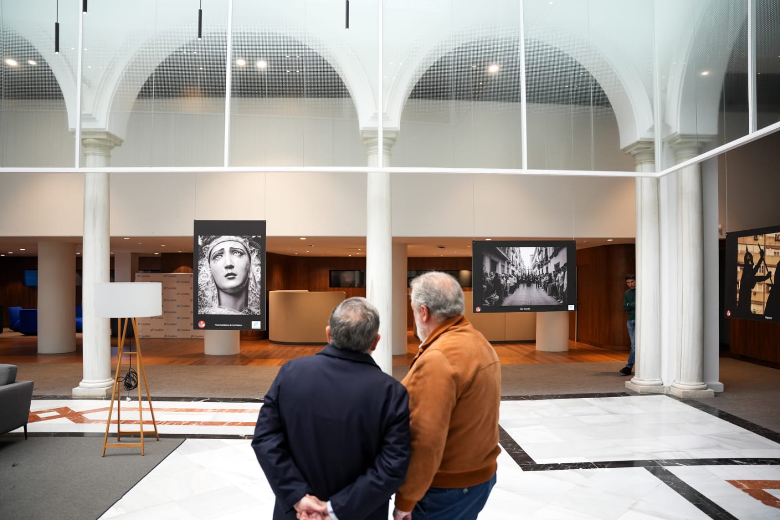 30 IMÁGENES DE ALEJANDRO DEL CASTILLO ILUSTRAN LA VIII MUESTRA ...